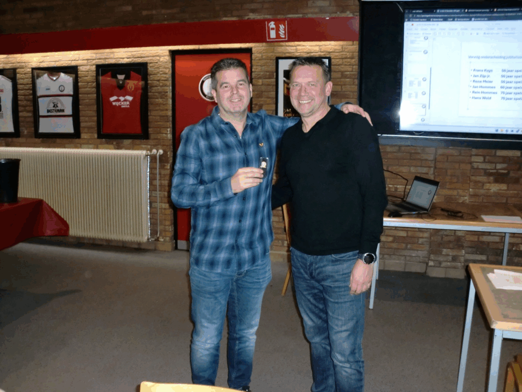 Jubilarissen gehuldigd – Sporting Adrichem